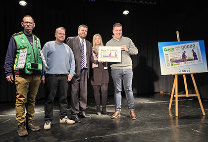 El cupón de la ONCE anima a divertirse con la Fiesta del Jarramplas, en ...